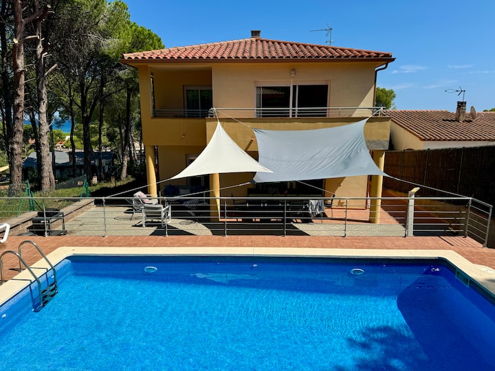 Villa A 1.2 Km De La Playa. - Begur