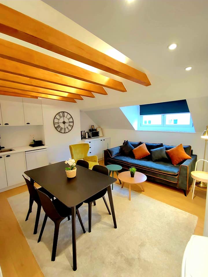 Tulipe - Quartier Avenue Louise - Brussels