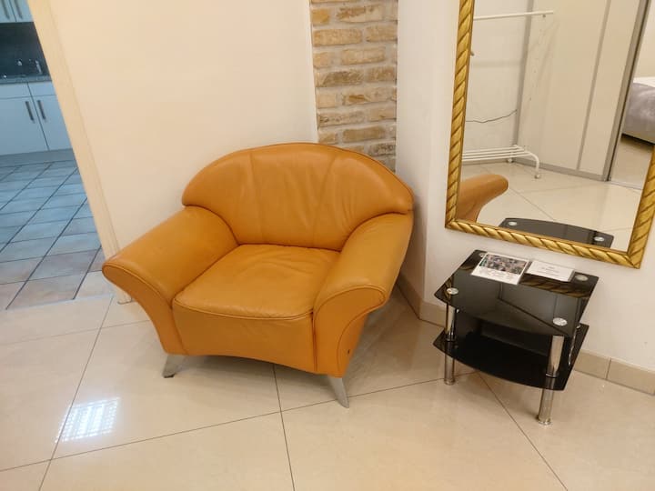 J&l Apartment Mit Ruhiger Lage Nahe Des Bahnhofes - Baden-Baden