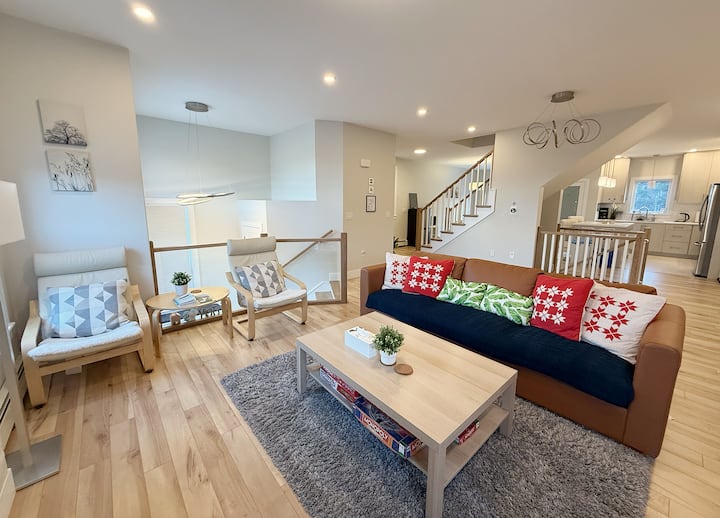 8 Guests, 4 Bedrooms, 3.5 Bath,entire Home,parking - Halifax