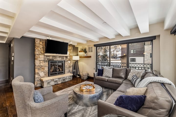 Après-ski – Spacious 2br/2ba Near Winter Fun - Vail, CO