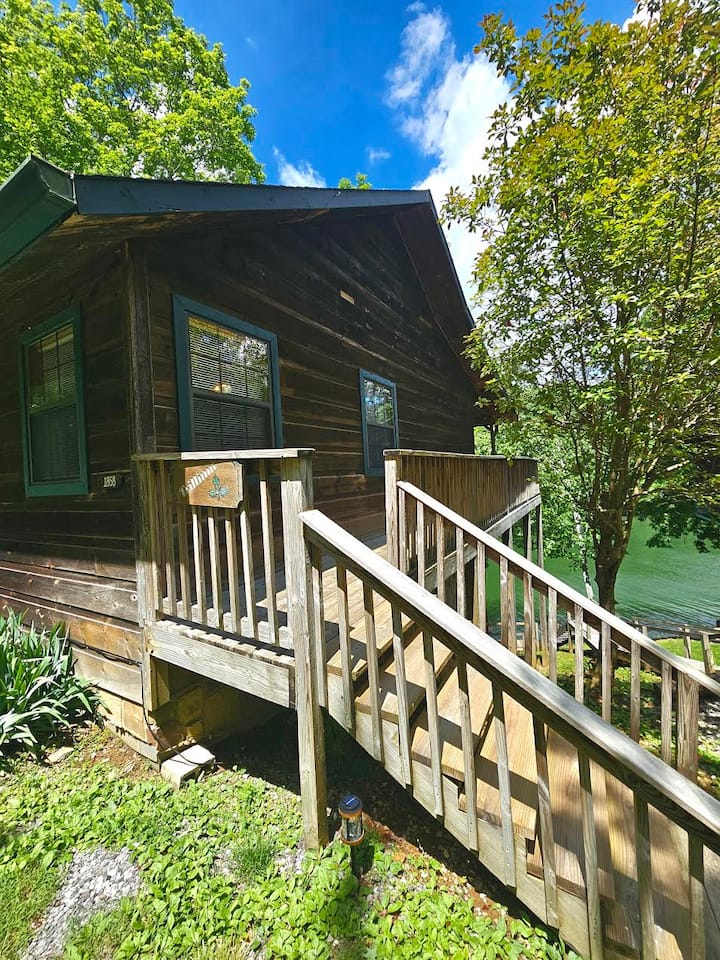 Trillium Lakefront 2 Bedroom - Douglas Lake, TN