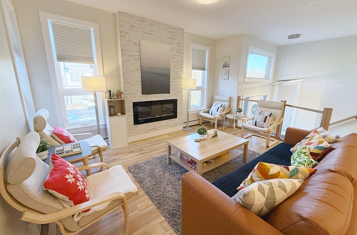 4 Guests, 1 Qn, 2 Tn, Entire Place, 1.5 Bath, Pkg - Halifax