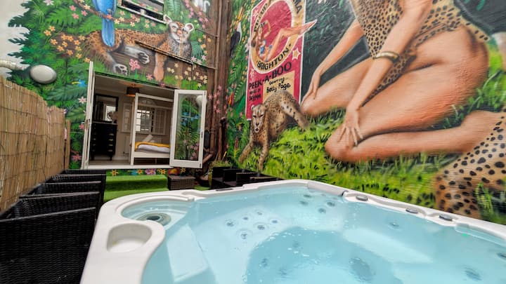 The Brighton Parlour With Hot Tub - East Sussex