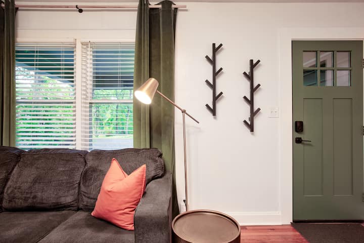 Deacon Stays - The Brookwood - Winston-Salem, NC