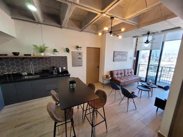 Luxurious 2br Apt Queen Bed W/pool + Parking + Gym - Monterrey