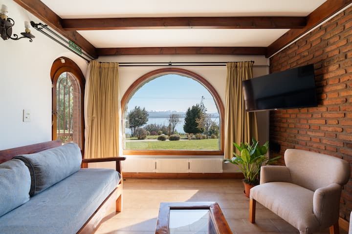 Apartment With Lake View 2 - Chile