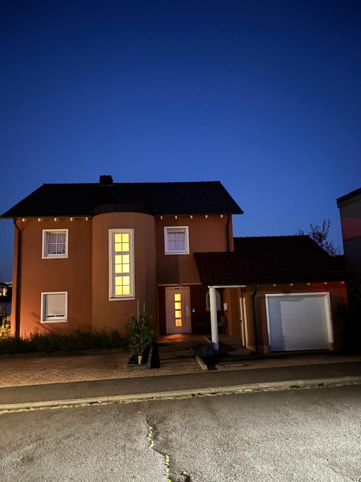 Cosy Einliegerwohnung Im Grünen - Würzburg