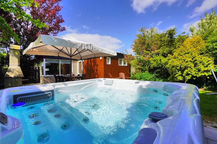 10 Persoonsvakantiehuis Met Jacuzzi En Openhaard - Callantsoog