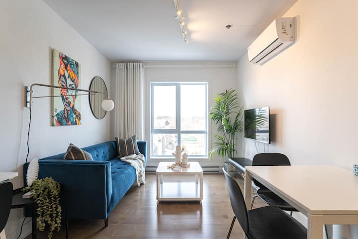 Fashion Cozy W/2 Queen Br, Gym, Parking,dt&airport - Montreal