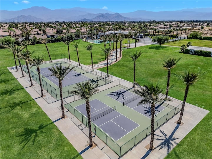 The Beach Club. Pickleball. Tennis.sandbeach - Indio, CA