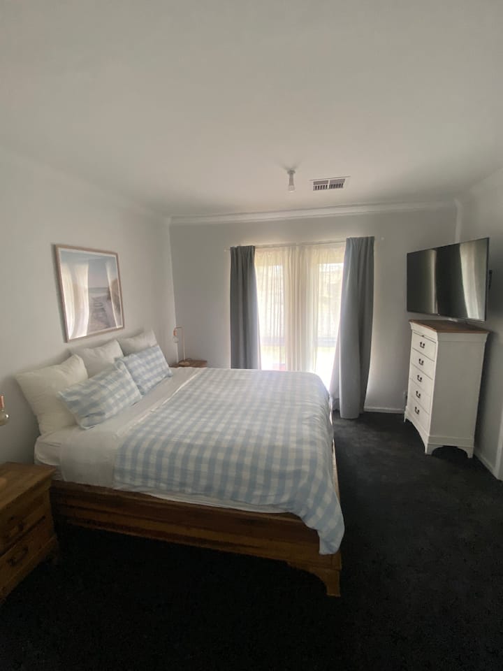 Grange House - Adelaide