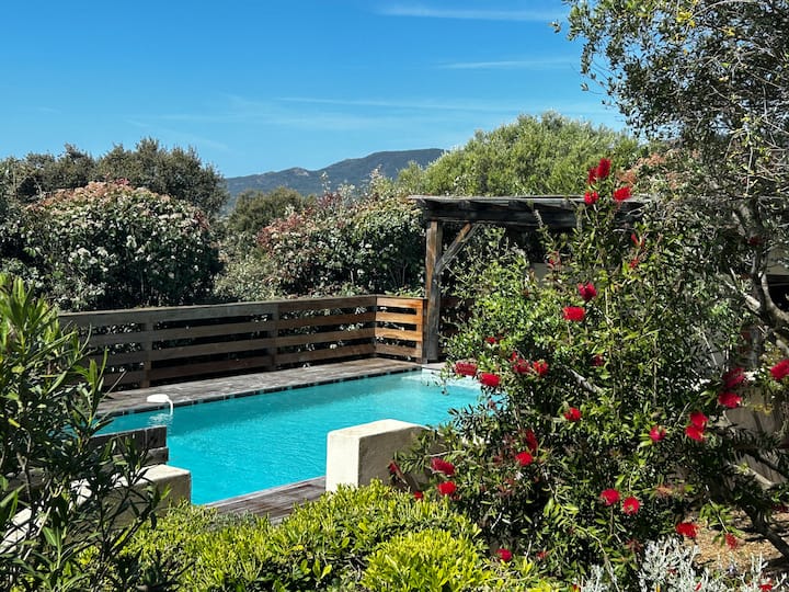 Villa Avec Piscine, Vue Dégagée - Figari