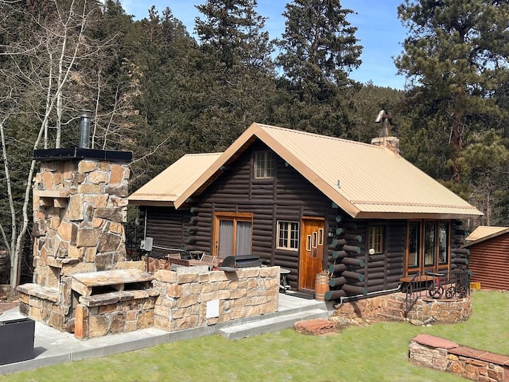 Solitude - Cabin A - Allenspark, CO