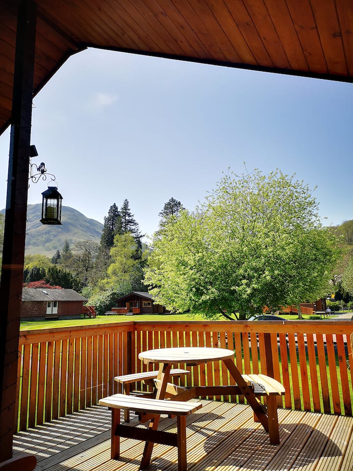 "Chestnut" Lake District Chalet With Rustic Charm - Glenridding