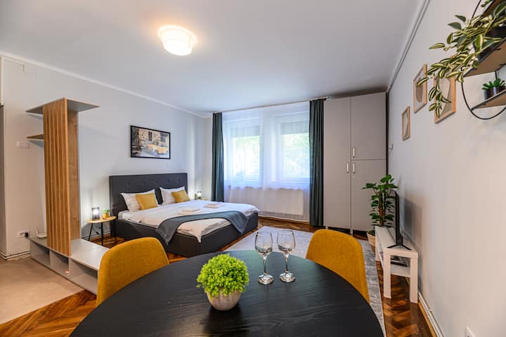 Studio In Old Town Near Black Church & White Tower - Brașov