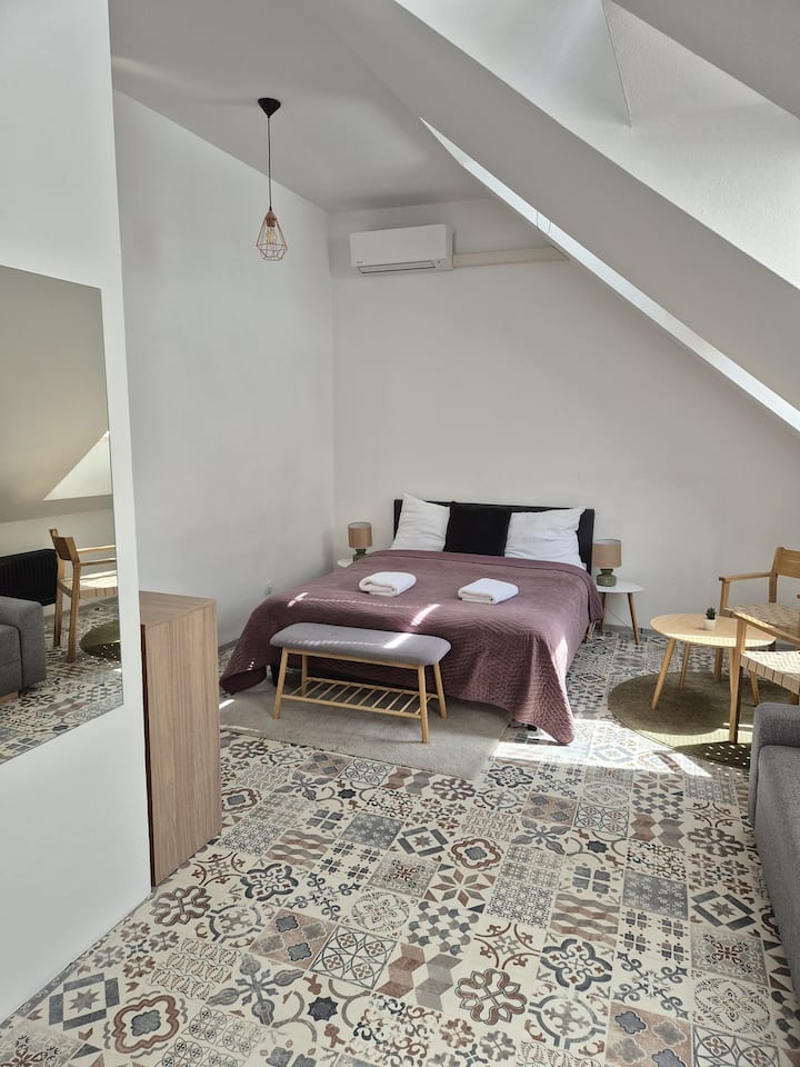 We Stay | Double Room With Sofa | 107 - Bratislava