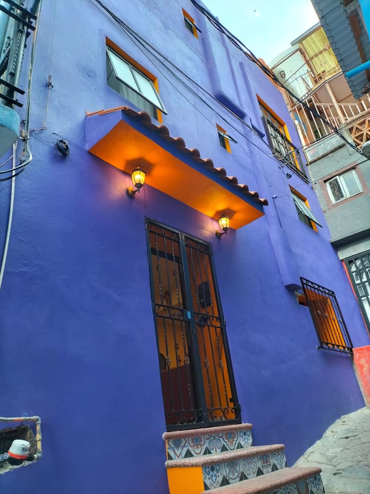 Residencial Casa Morada En El Centro. - Guanajuato