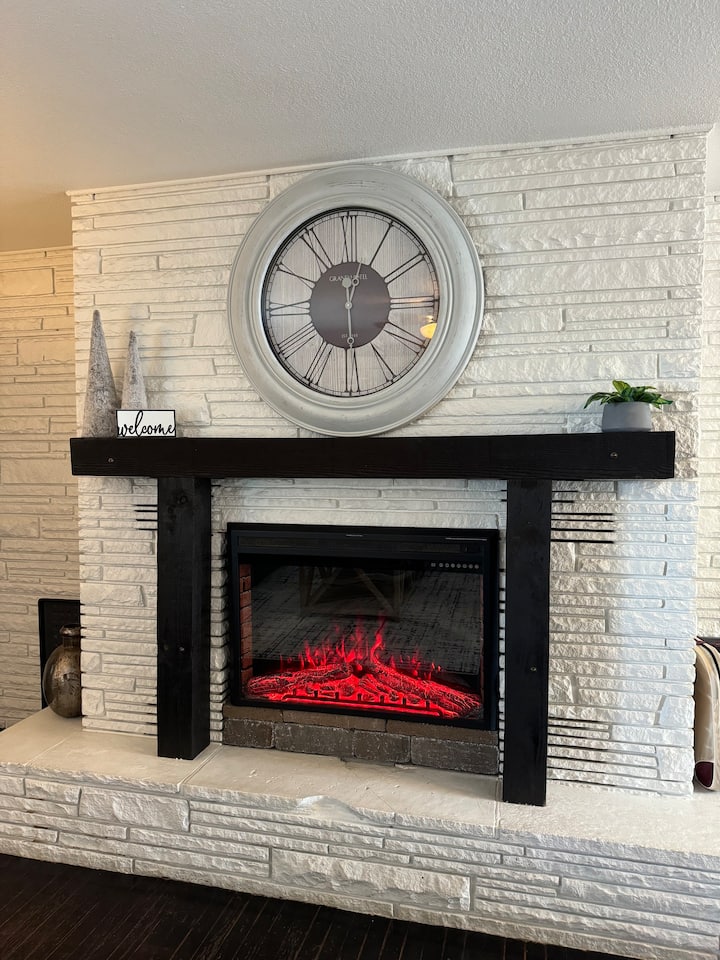 Cozy Flagstaff Home W/ Outdoor Fire Place - Flagstaff, AZ