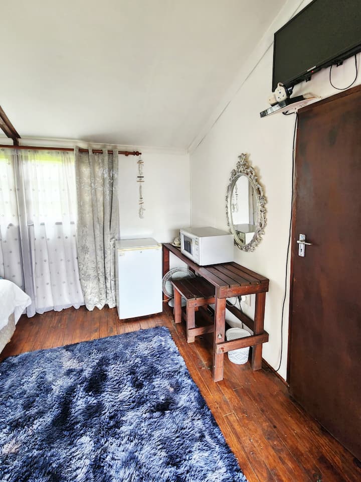 Twin Unit 3- Ensuite - Kestell