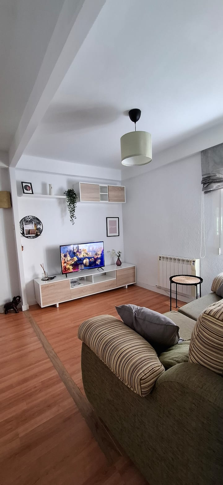 Charming Apartment In Zaragoza - Villanueva de Gállego