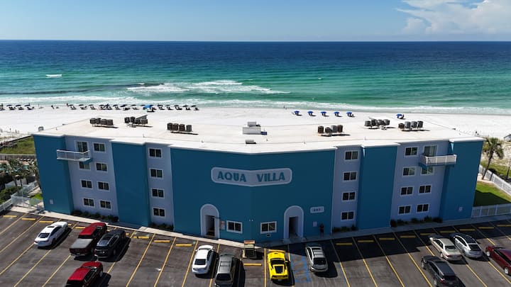 Oceanfront | Pool | Laundry | Near Dining & Stores - Fort Walton Beach, FL