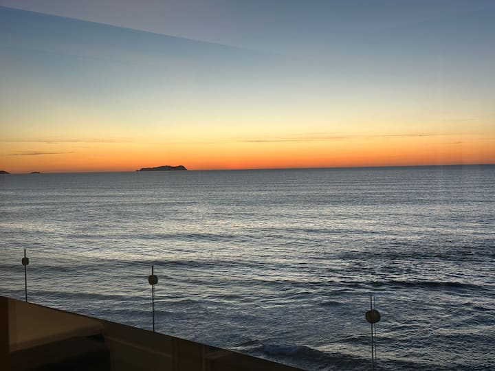 Beachfront Resort Condo 1000 Sqf 2 King Bed 5th Fl - Tijuana