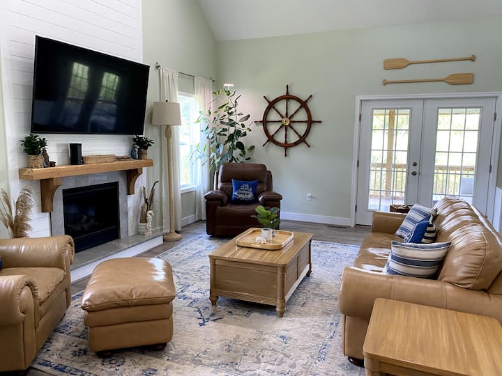 Drop Your Anchor At Ship Inn! - Chincoteague, VA