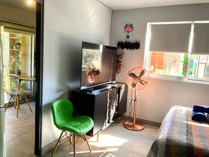 En El Centro De Providencia, A Pasos De Todo! - Santiago (Chile)