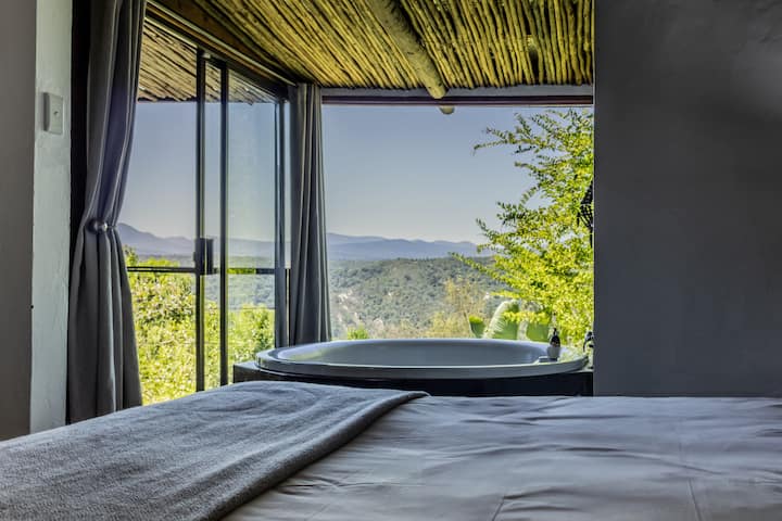 Earth Rose Deluxe4star Honeymoonerbig Jacuzzi/tub! - Knysna