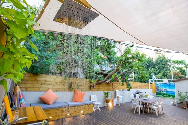 Beautiful & Peaceful Townhouse + Garden & Parking - Tel Aviv