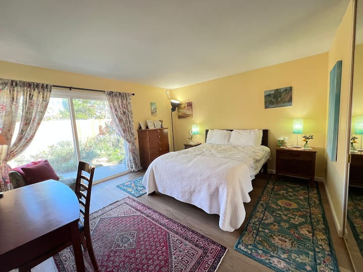 Garden Room In Quiet Place - Best Night Sleep - Ventura, CA