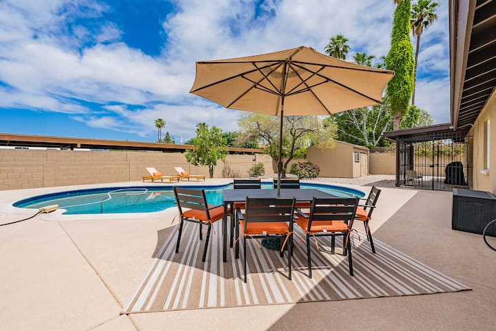 -Updated- Private Mesa Home With Heated Pool - Mesa, AZ
