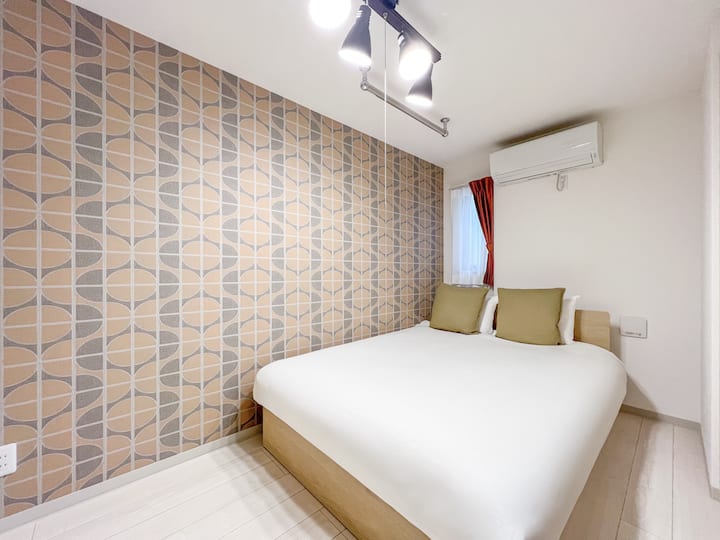 3 Stations Within 10 Minutes! Great Access!101 - Shinjuku Station