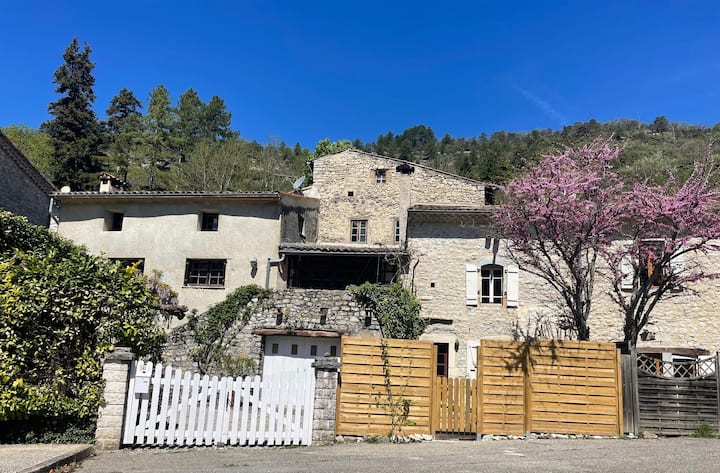 Gîte Drôme - 6 Pers - Rivière Gervanne Vercors Gr9 - Saillans