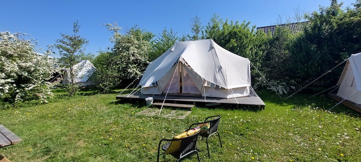 Ingerichte Tent Met Extern Privé Badkamer - Aagtekerke