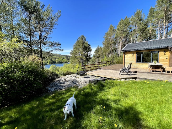 A Cottage By The Forest With A Sea View! - Norway