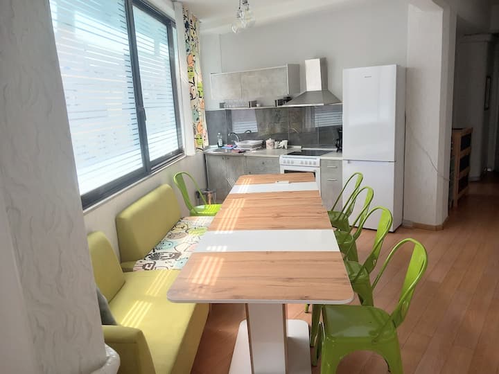Downtown 160 Sqm -5th Floor- 5 Bedroom Apartment - Greece