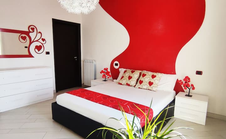 La Casa Degli Amanti Con Jacuzzi - Latina