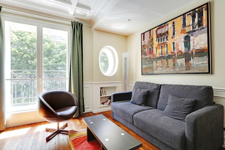 An Amazing 2-br In Champs De Mars - Tour Eiffel - Puteaux