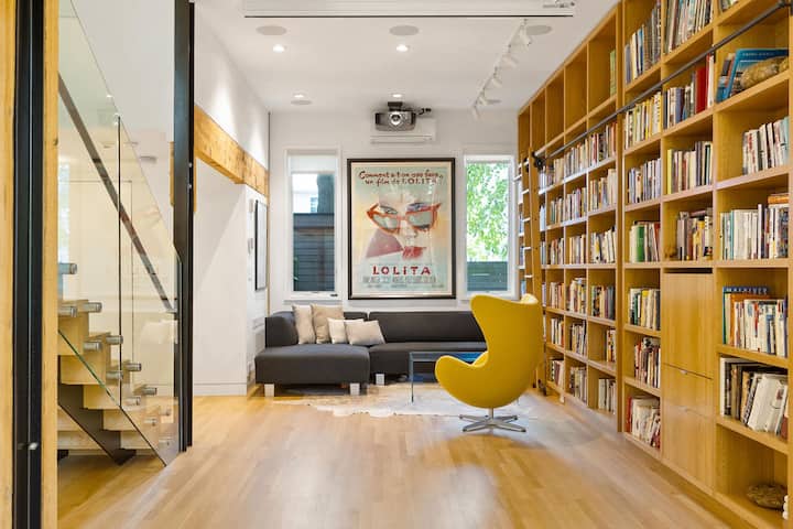 Exceptional Modern-yet-cozy Cambridge Home - Boston, MA