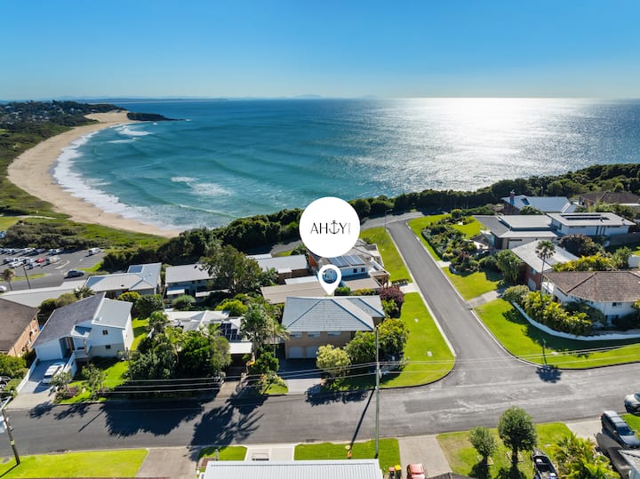 Seaclusions ~ 250m To South One Mile Beach - Forster