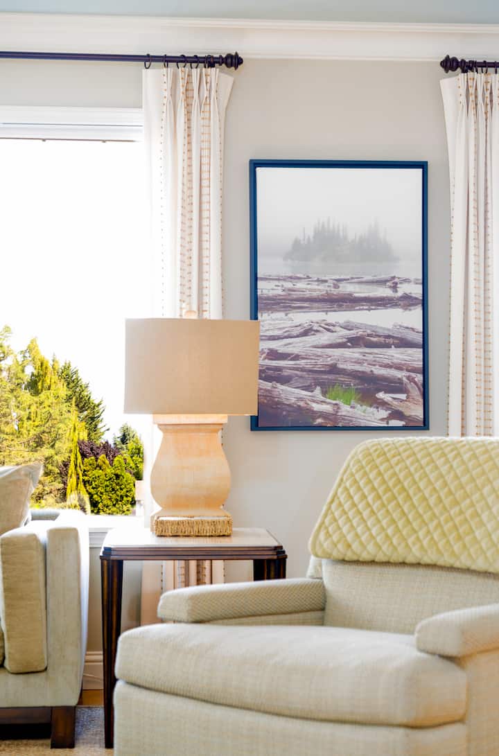 Salish Coast Retreat - Cozy Fire Pit, Ocean Views - Port Angeles, Washington