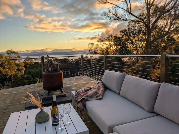The Stowaway On Bruny - Bruny Island