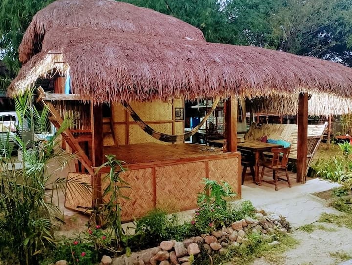 Kubo House Near Mapanuepe Lake - Castillejos