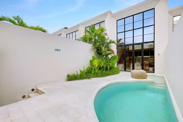 2br/berawa/vesna/stylist Townhouse - Canggu