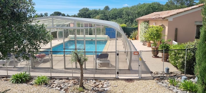 Les Oliviers
Gîte Climatisé Avec Piscine 
Pour 4p - Anduze