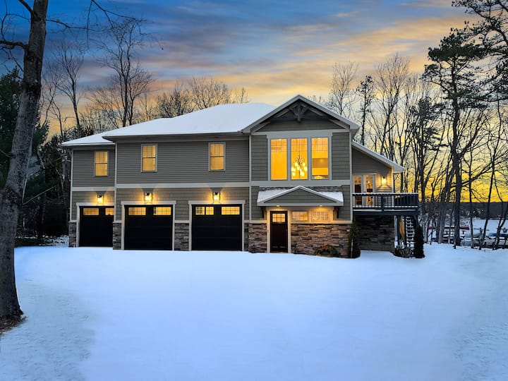 Private Beach+dock | Pickleball | Firepit | Bikes - Jim Thorpe, PA