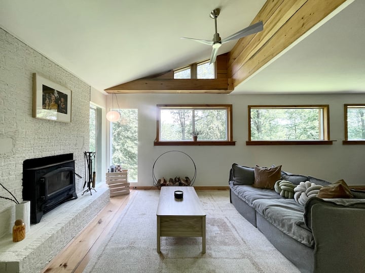 The Fireside Nook | Narrowsburg Cabin - Narrowsburg, NY