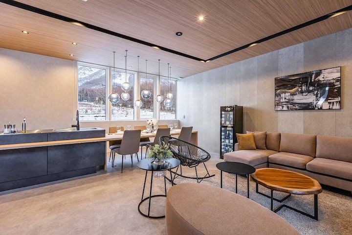 Free Shuttle To Rusutsu Resort/japavista Rusutsu - Date